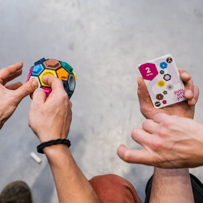 BOULDERBALL - the smallest climbing wall in the world – Boulderball US